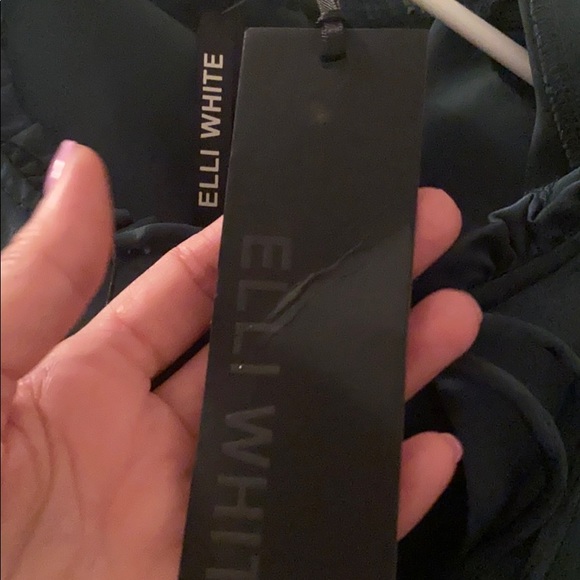 Elli White | Tops | Nwt Elli White Top Blouse Embroidered Sleeves ...